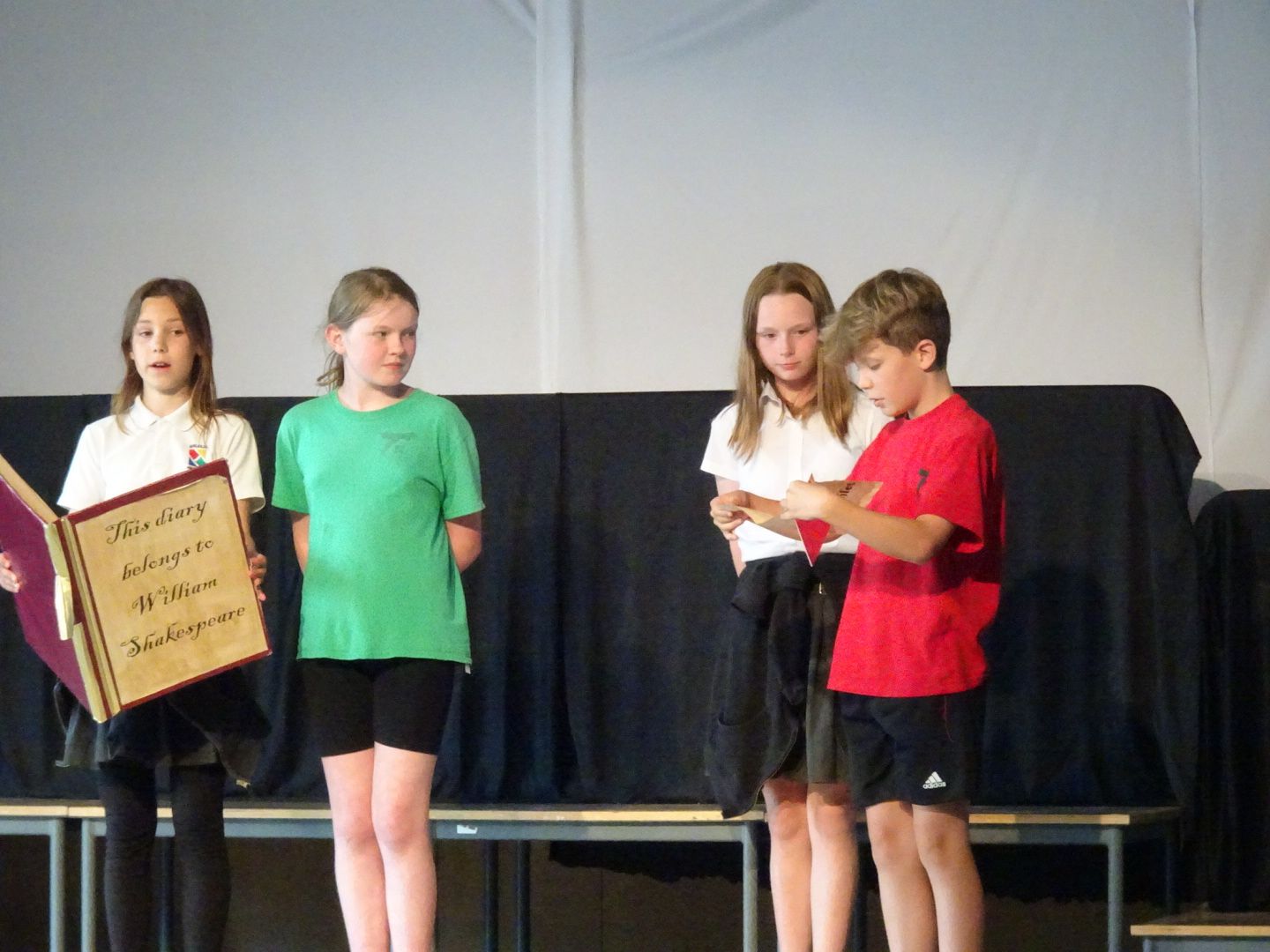 Shakespeare Rocks :: Henleaze Junior School
